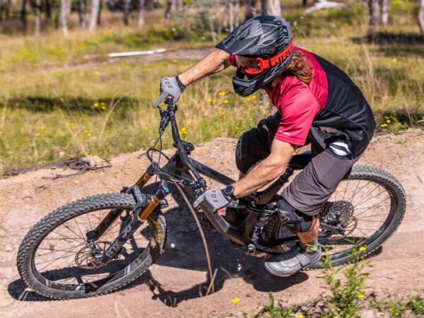 Shimano AM901 Review | The Best Gravity MTB Shoe