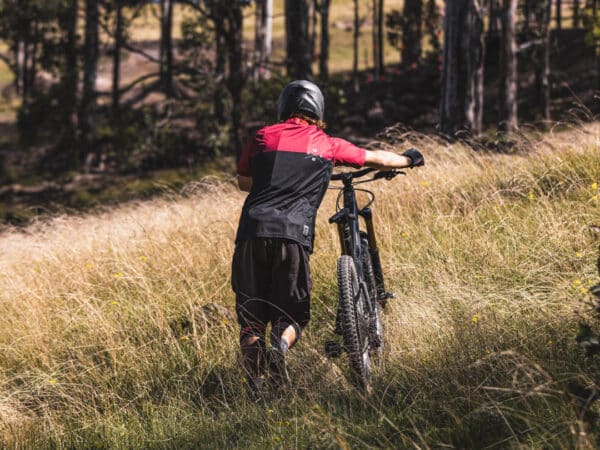 Shimano AM901 Review | The Best Gravity MTB Shoe