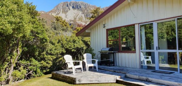 14 Best Mt Cook Accommodation Options For All Budgets